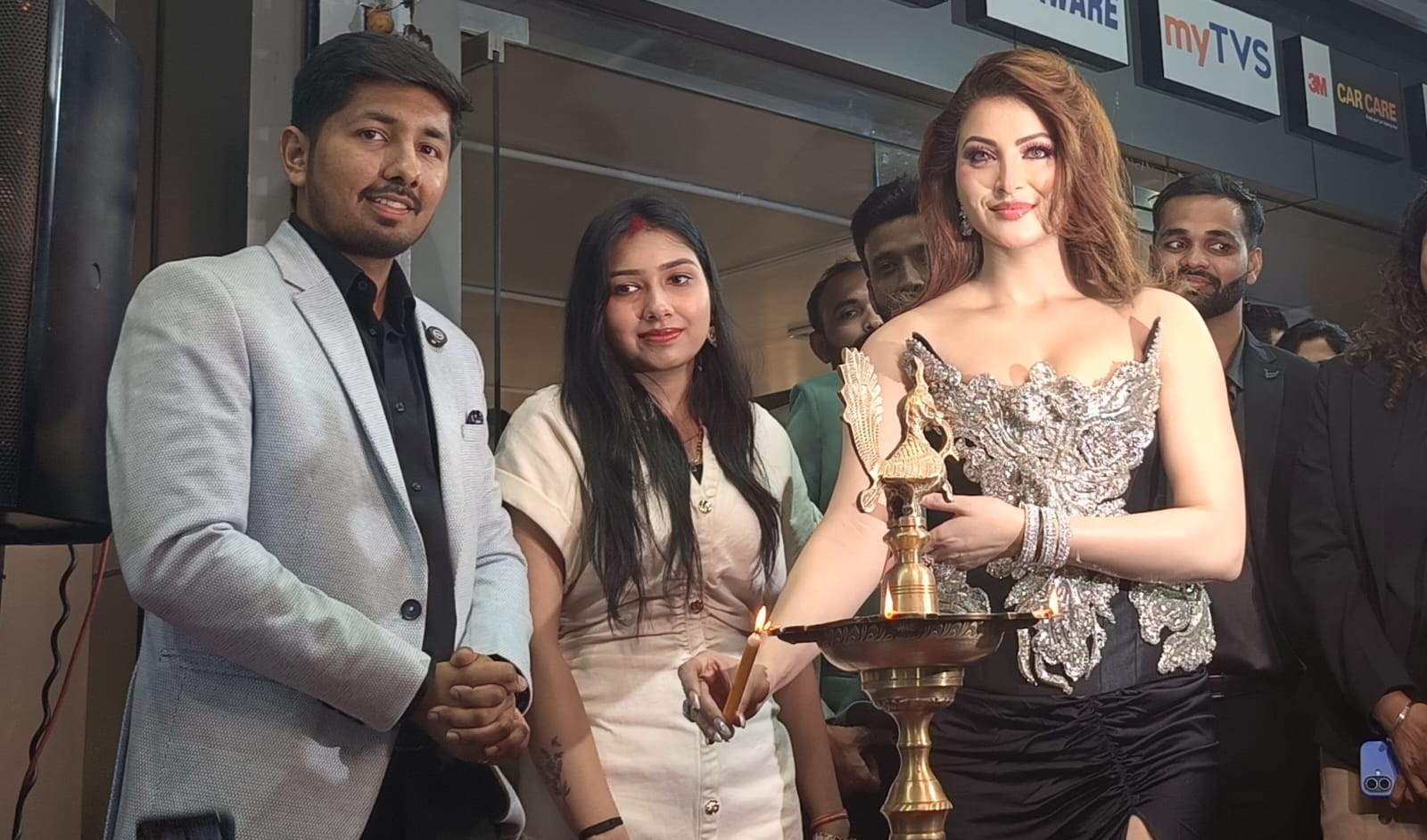 Magic Carwo India LLP’s ‘Carwo – Waterless Car Spa’ App Launched by ...